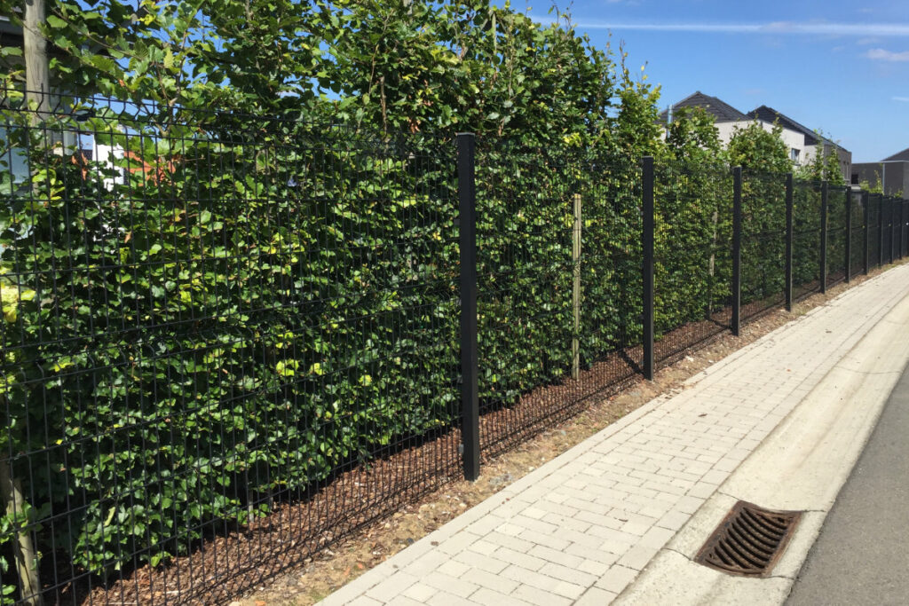 Moderne Omheining: 10 inspiratievoorbeelden voor een moderne omheining